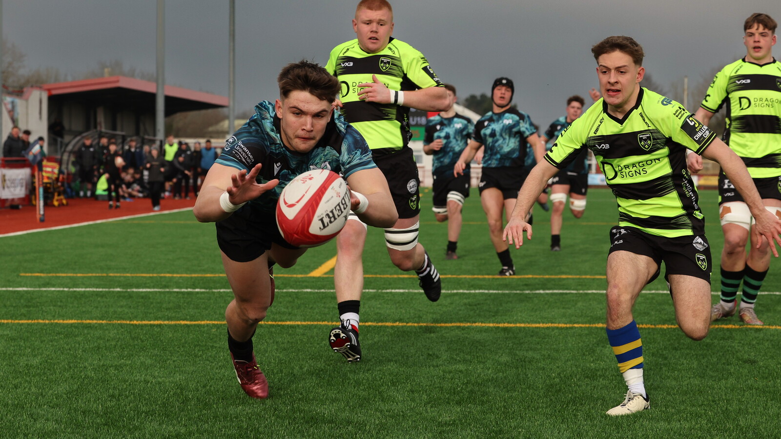 Dylan James and Jack Hoskins named in Wales u20 squad for Six Nations ...